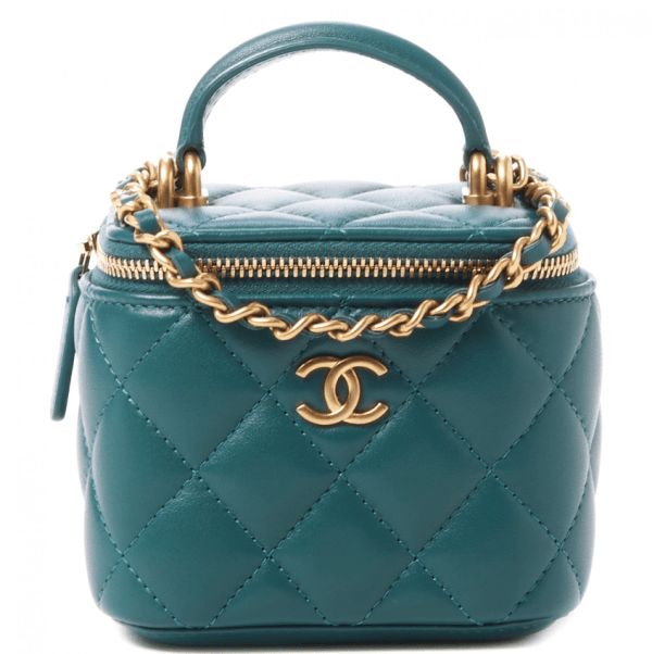 Chanel Vanity Cases: 2024 Complete Guide & Review To A Modern Classic ...